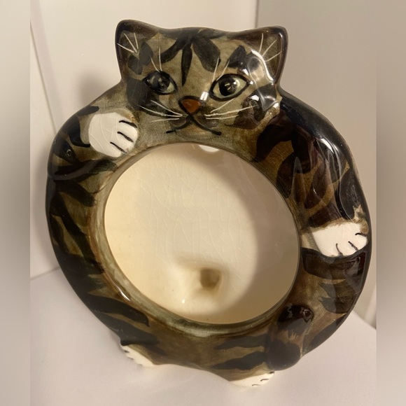 MANN | Accents | Vintage 97s Seymour Mann Black Striped Ceramic Cat ...